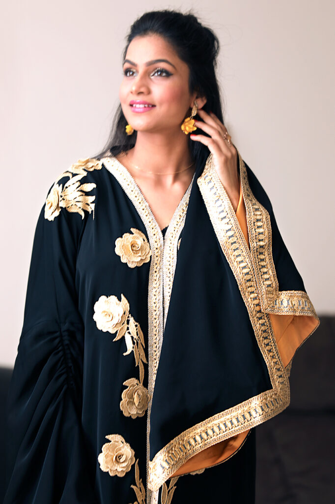 Wedding Abaya with Golden Flowers - Heracloset Online